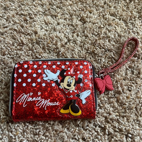 Disney | Accessories | Disneyparks Minnie Mouse Wallet Never Used ...